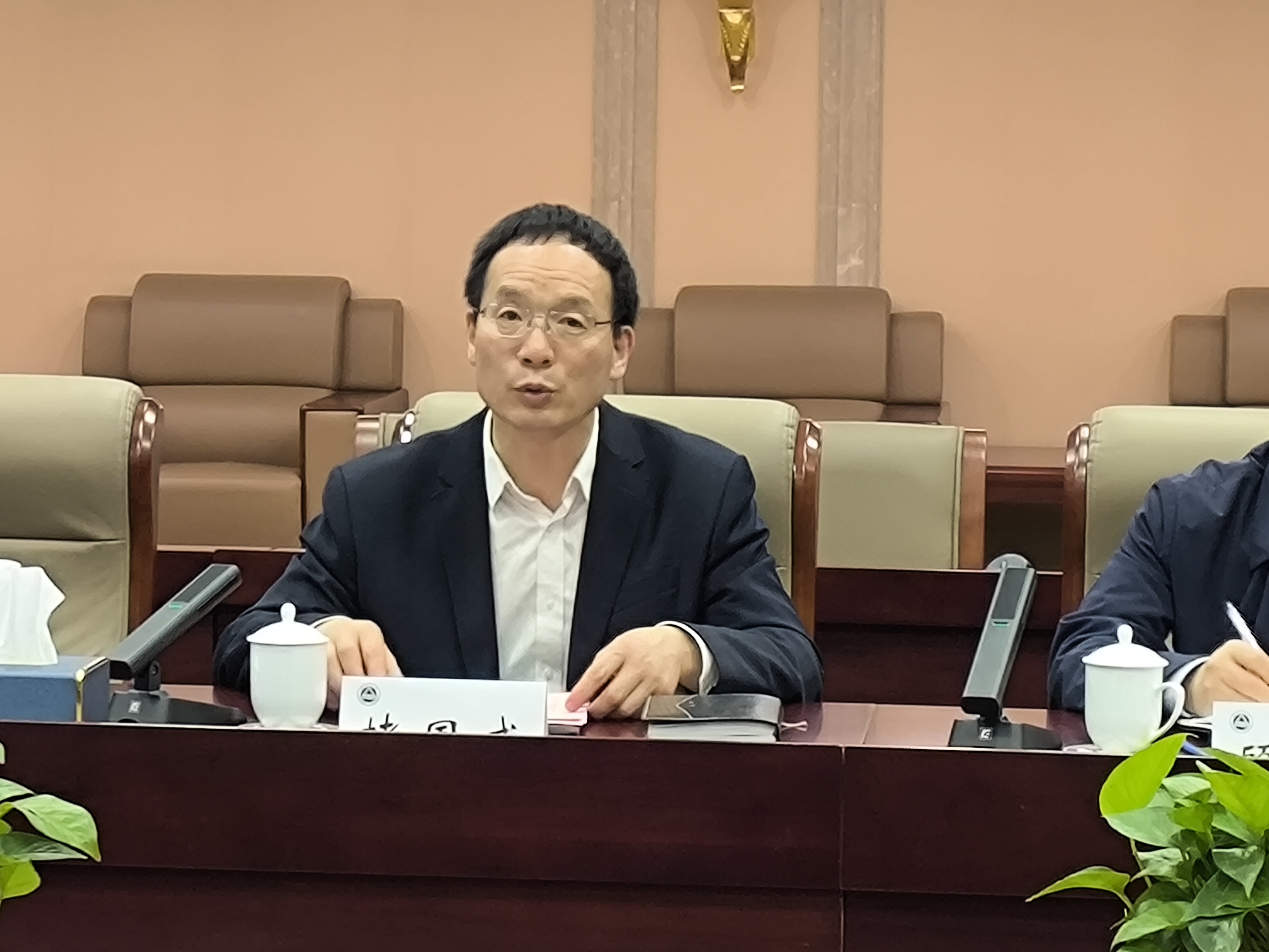 新加坡科学院院士、新加坡工程院院士Yeo Kiat Seng教授一行来访我校-江南大学新闻网